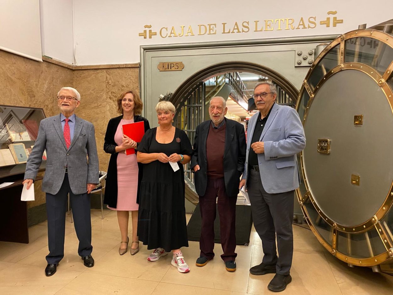 El legado de Ángel María de Lera llega a la Caja de las Letras: crónica ...